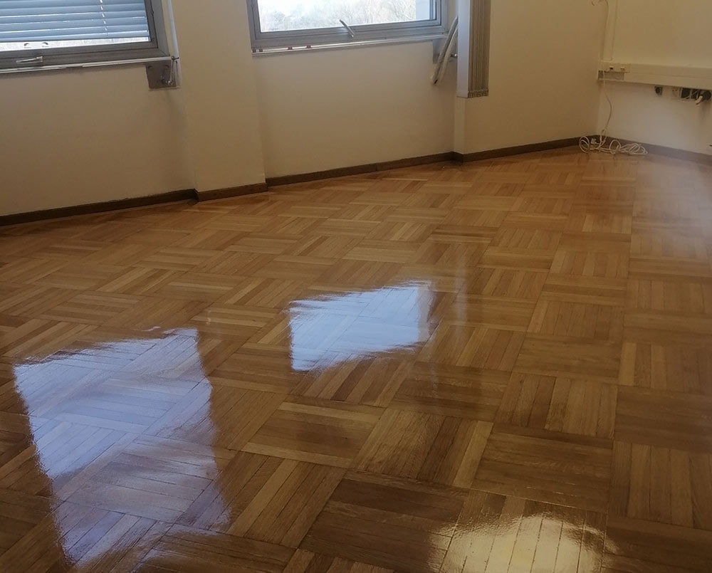 SIV kancelarije hoblovanje i lakiranje - Parketar Darko